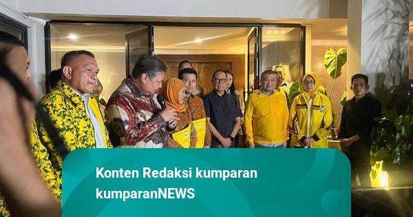 Golkar Resmi Dukung Khofifah-Emil Dardak di Pilgub Jatim 2024 | kumparan.com